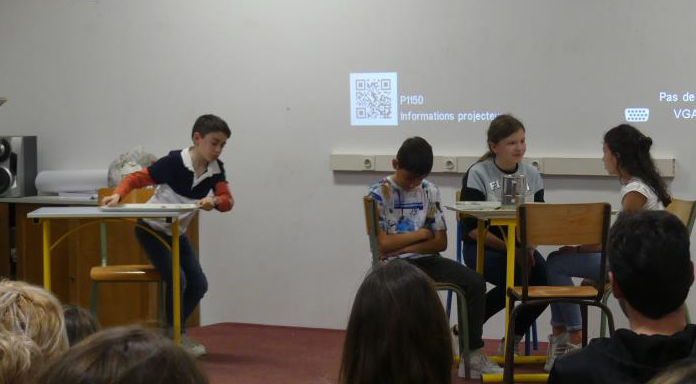 Représentation Théâtre Forum des 6e du collège Le Prieuré à Craon ...